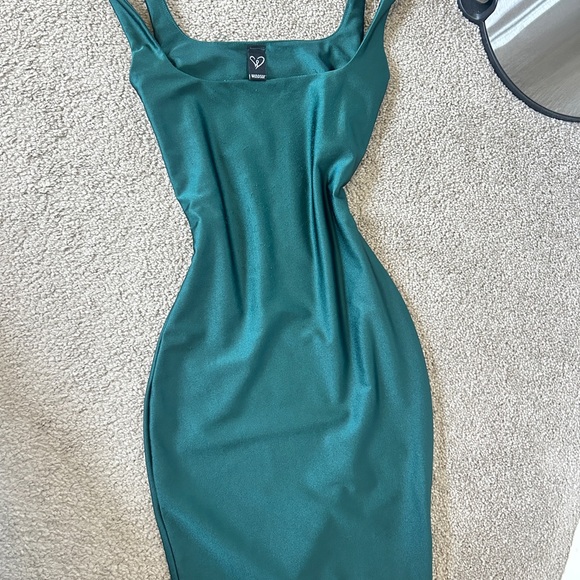 Windsor | Dresses | Windsor Emerald Mini Dress | Poshmark